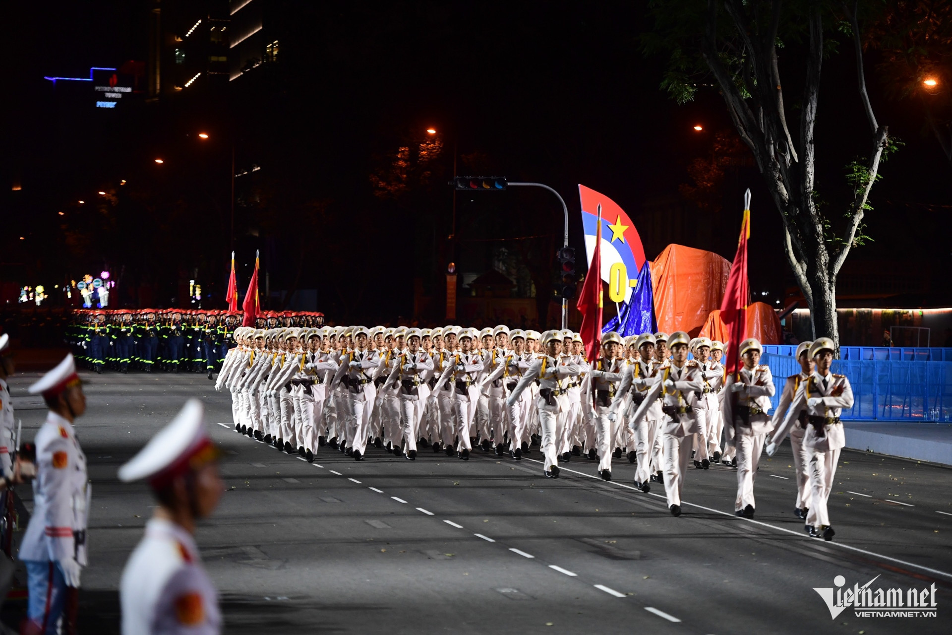 International troops to march in Vietnam’s Reunification Day parade ...